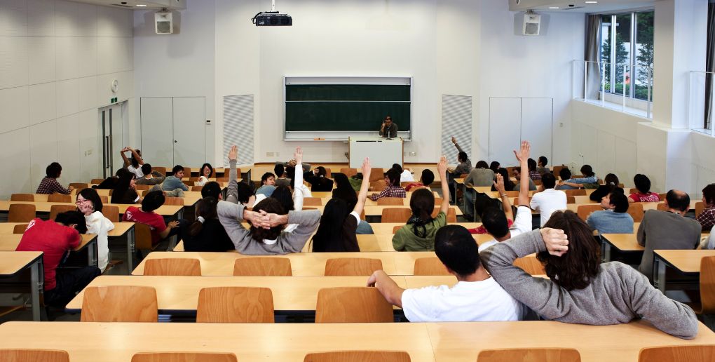 Les grandes écoles en pleine mue écologique ? • Les Horizons